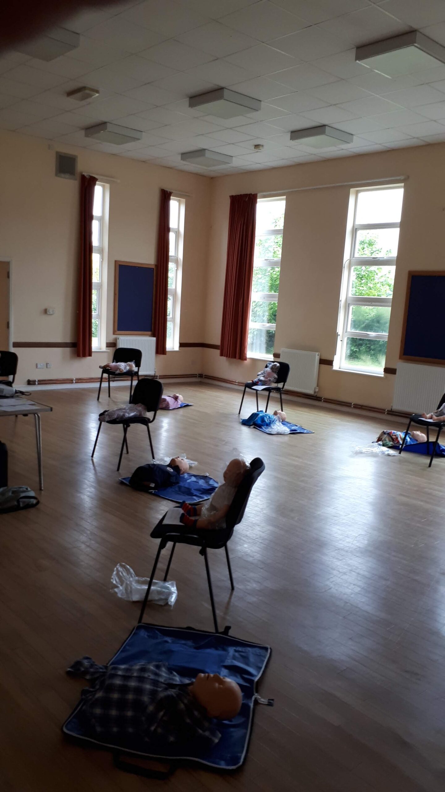 Emergency First Aid at Work EFAW with Paediatric Ofsted approved training